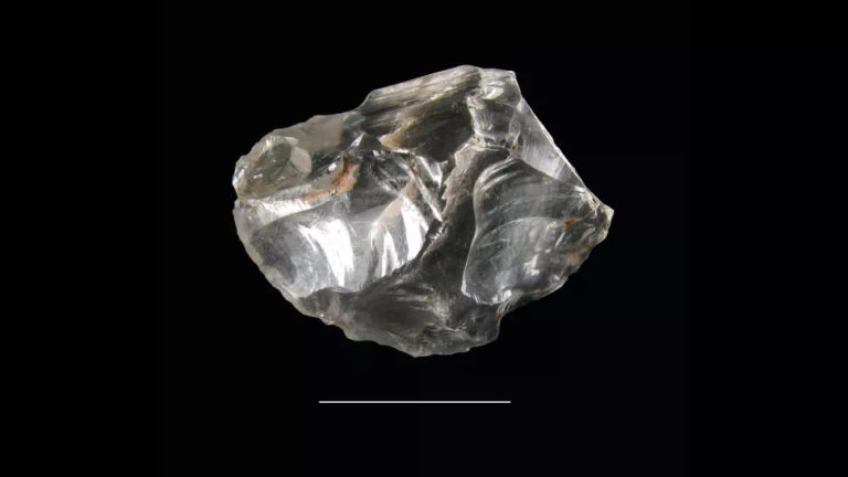 ‘Magical’ rock crystals stumbled on at Stone Age ceremonial space in ...