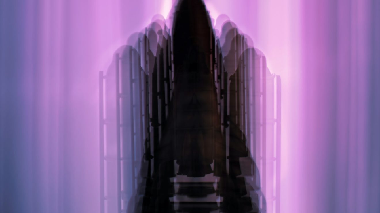 Eurotunnel Le Shuttle: Passengers stuck for hours inside tunnel ...