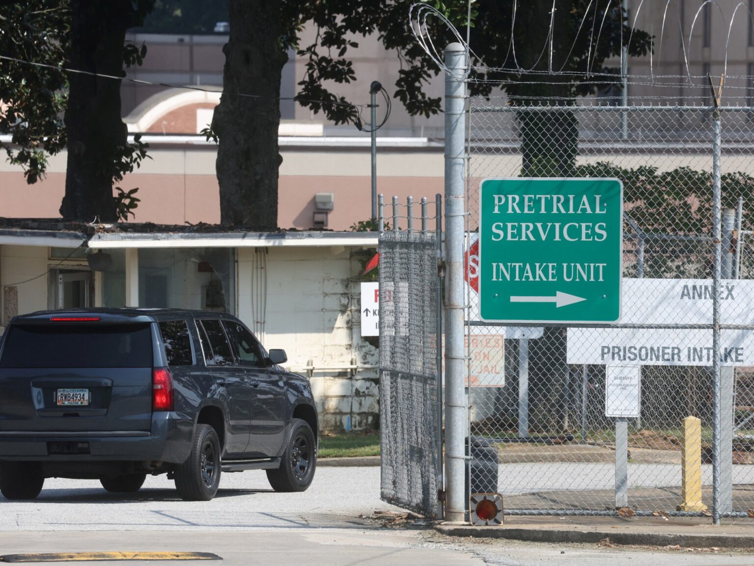 A take a look at the notorious Fulton County prison where Trump will ...