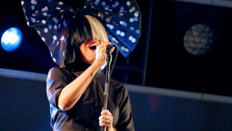 Sia’s divorce filing reveals secret birth of baby girl — Indian Monitor