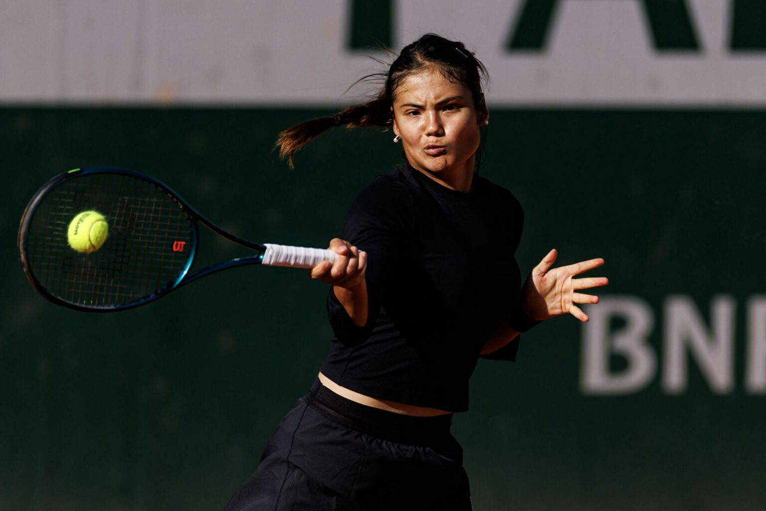 French Open 2025: Raducanu digs deep, Alcaraz through, Badosa beats ...