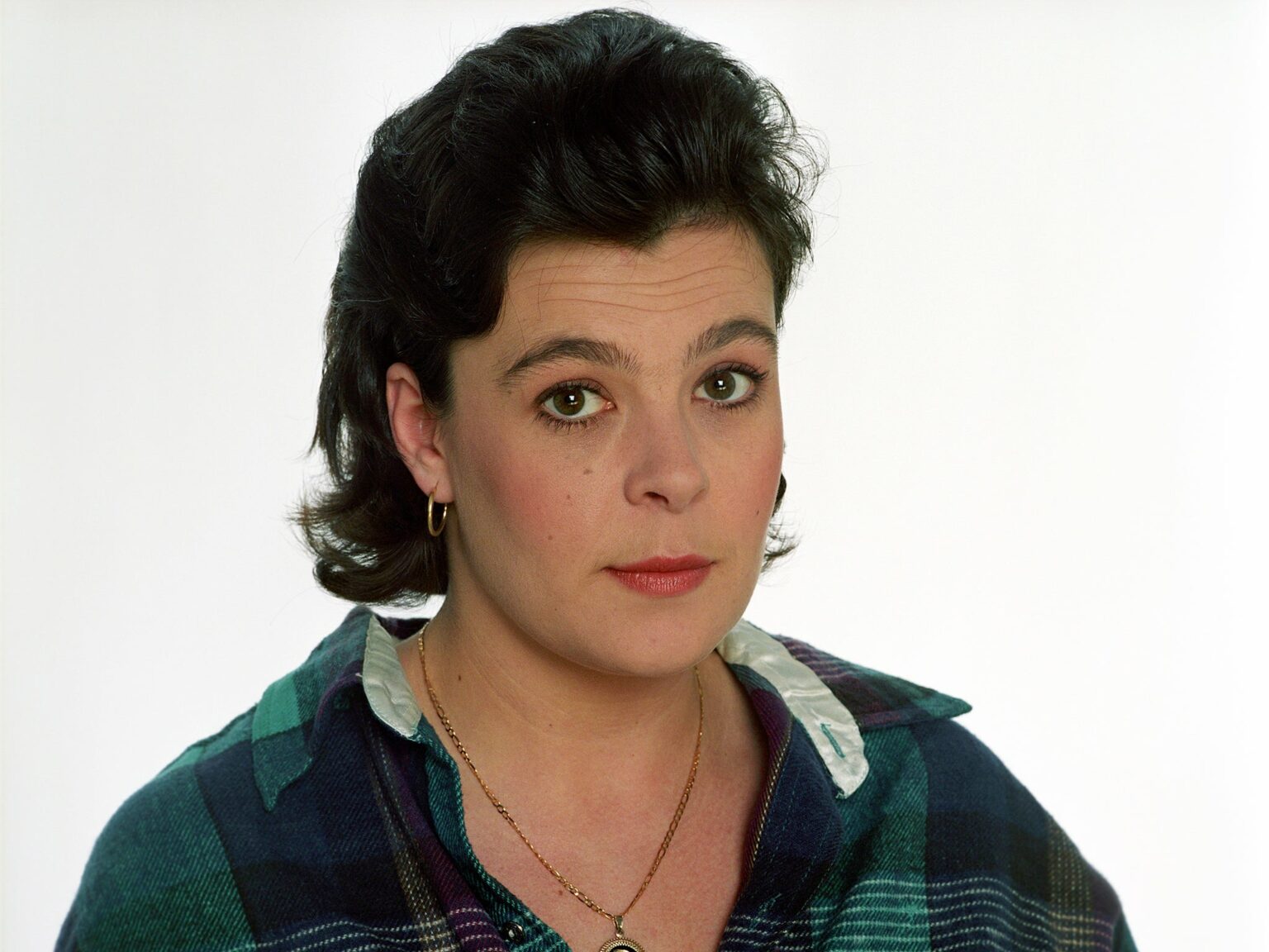 Actress Clare McCann in emotional plea for help to have son’s body ...